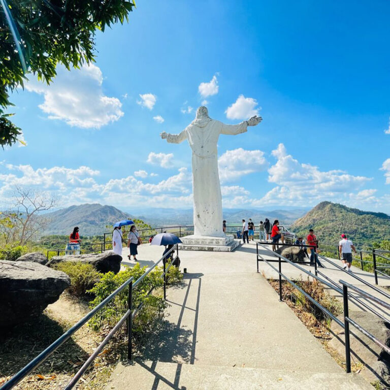 Tarlac Monasterio de Tarlac