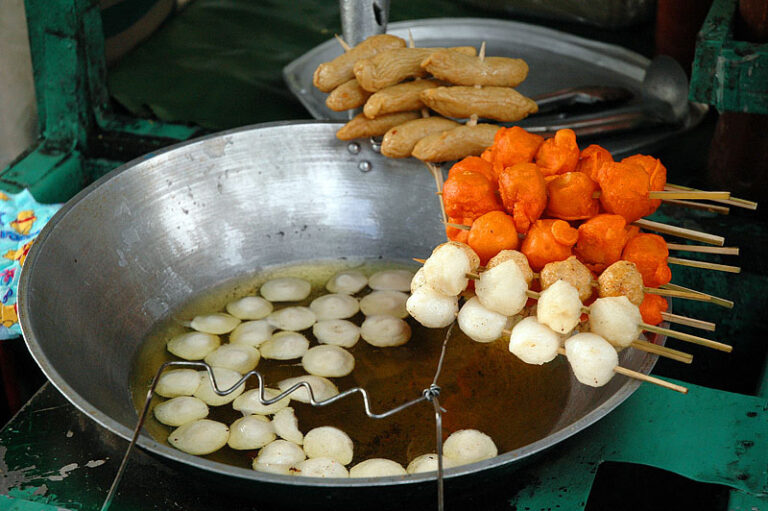 Exploring the Flavorful World of Filipino Street Food: A Quick Guide to ...