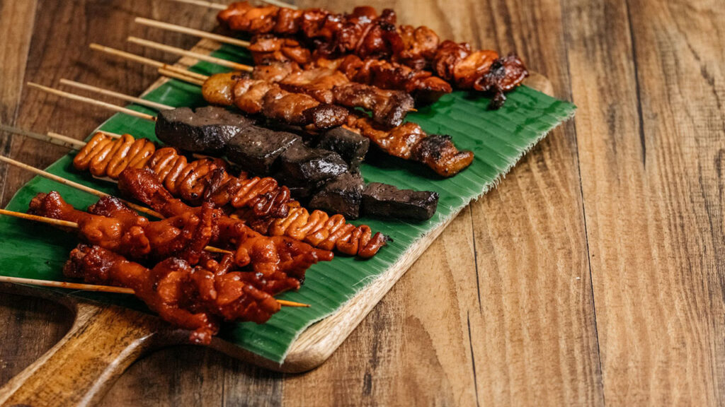 Exploring the Flavorful World of Filipino Street Food: A Quick Guide to ...